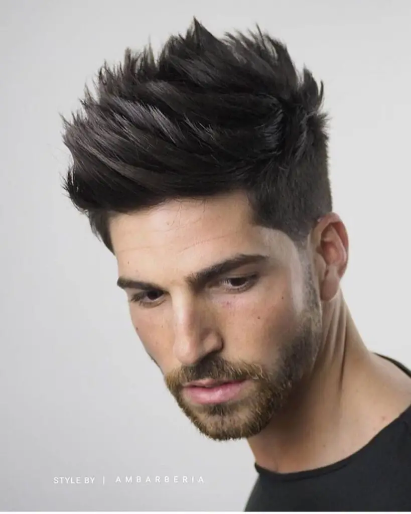 20 Elegant Quiff Hairstyles for Modern Men