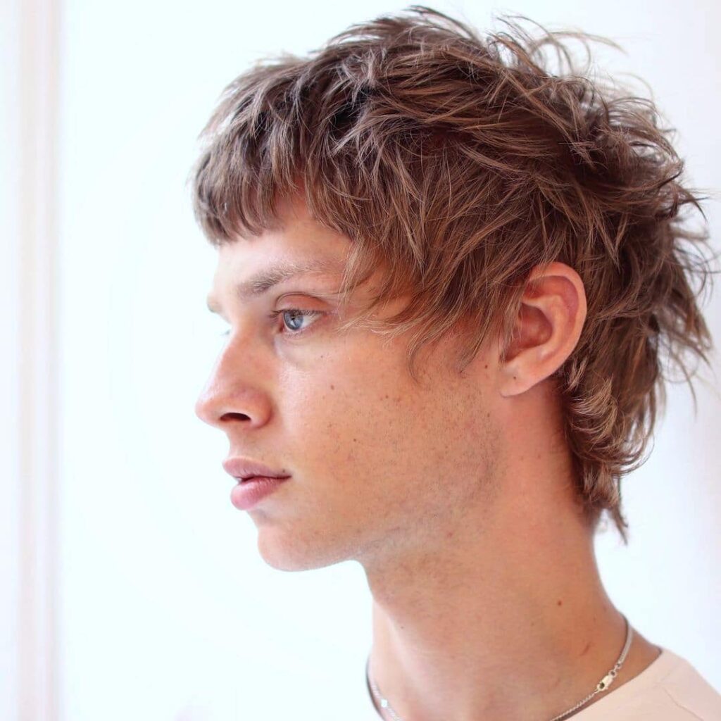 20 Best Fluffy Hairstyles for a Voluminous Look