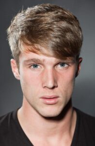 20 Trendy Hairstyles for Men with Fringe