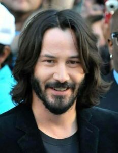 20 Flattering Haircuts for Men with Big Foreheads