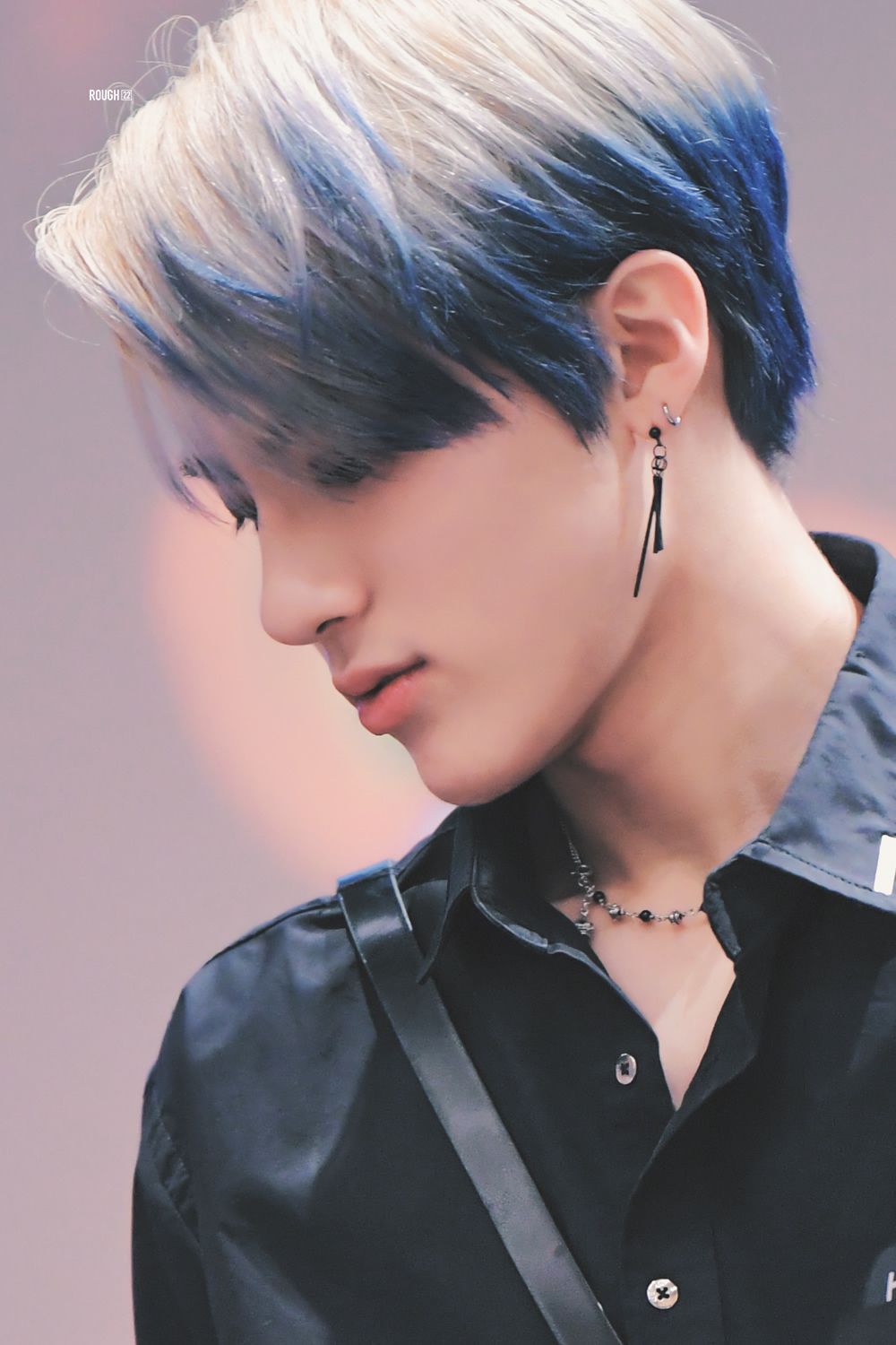 20 K-pop Boys Haircuts: Trendy Looks from Korea