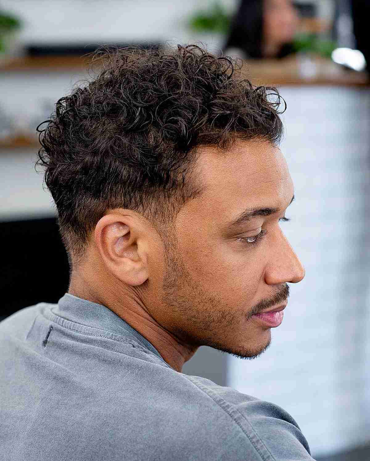 20 Best Low Maintenance Haircuts for Men: Effortless Style Guide 2024