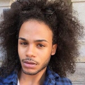 20 Iconic Haircuts for Men with Afros