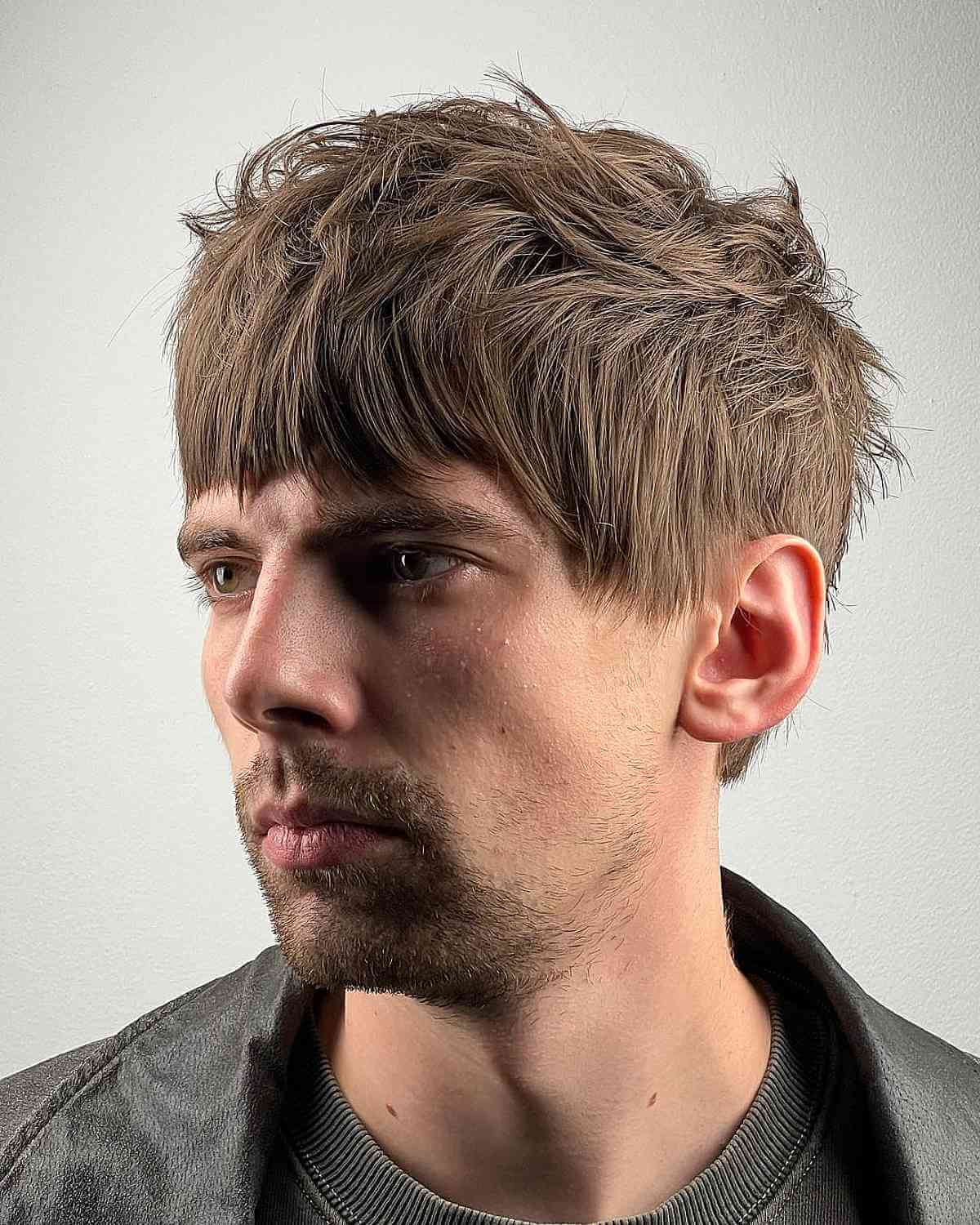 20 Cool Men's Haircuts with Bangs: Modern Styles for Every Face Shape